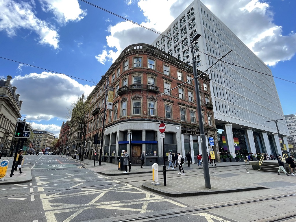 Bids of £3.75m sought for vacant Manchester office - Place North West
