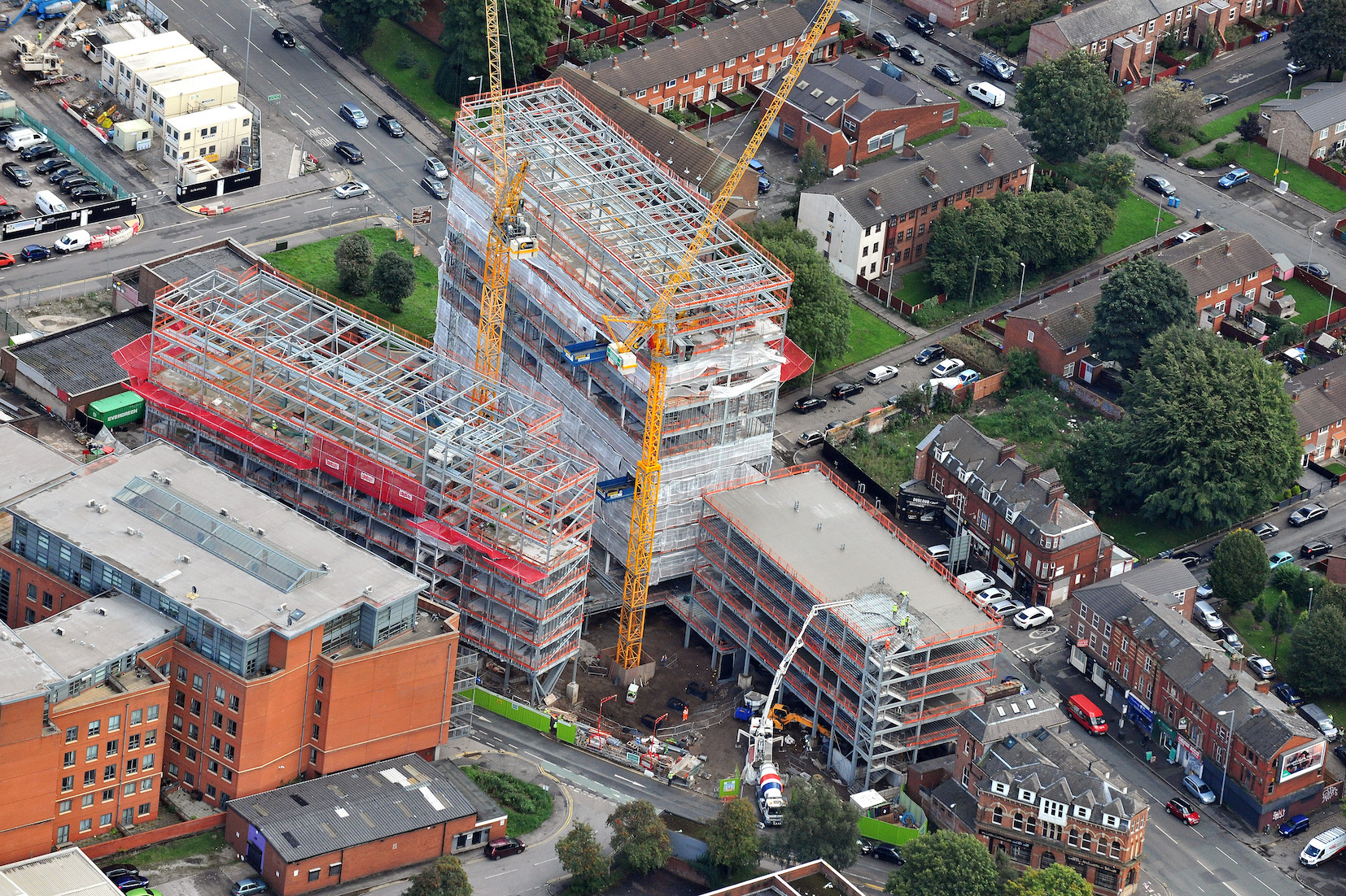 Graham tops out at Ellesmere Street - Place North West