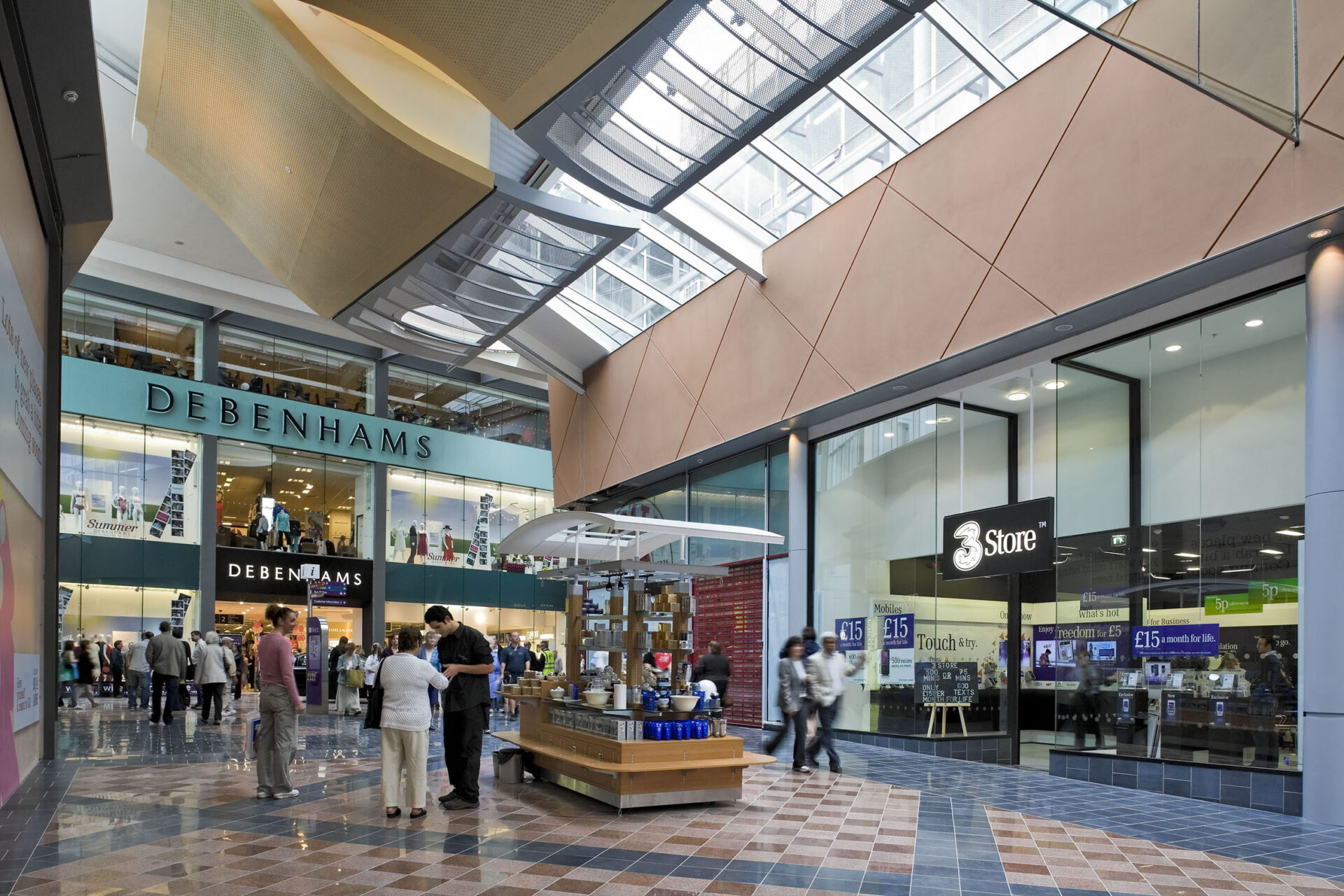 Zara adds to sparkle at new-look Golden Square - Place North West