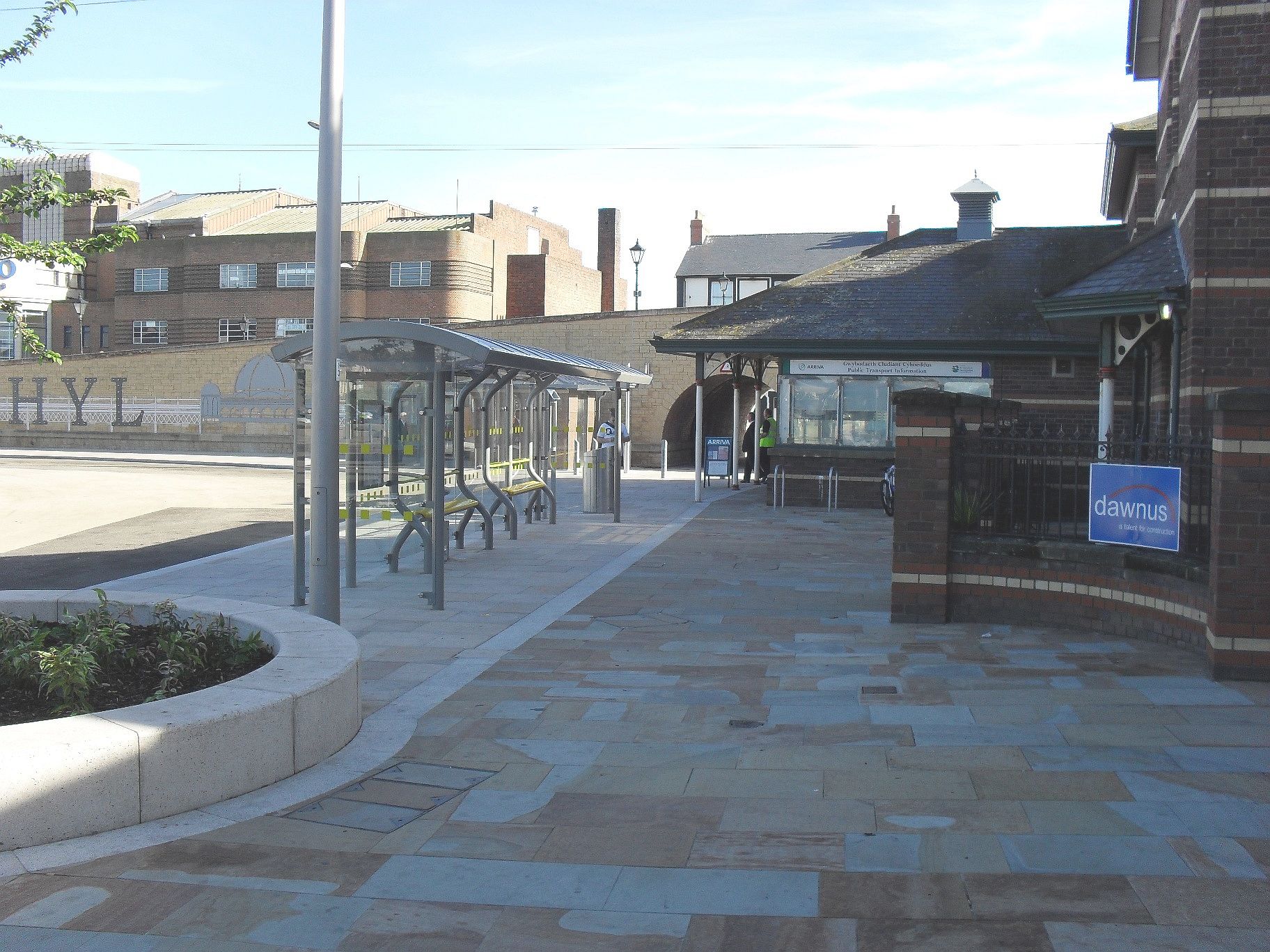 New bus station opens to passengers - Place North West