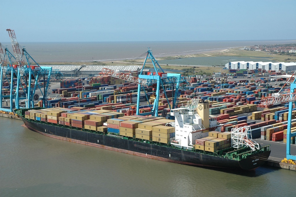 Port operator upgrades lock system - Place North West