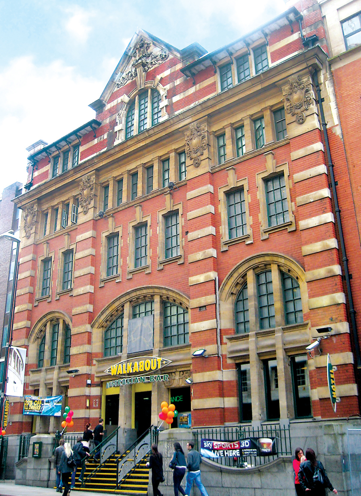 Walkabout building up for sale - Place North West